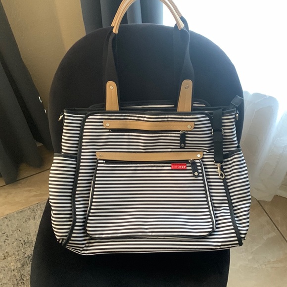 Skip Hop | Bags | Skip Hop Big Diaper Bag | Poshmark